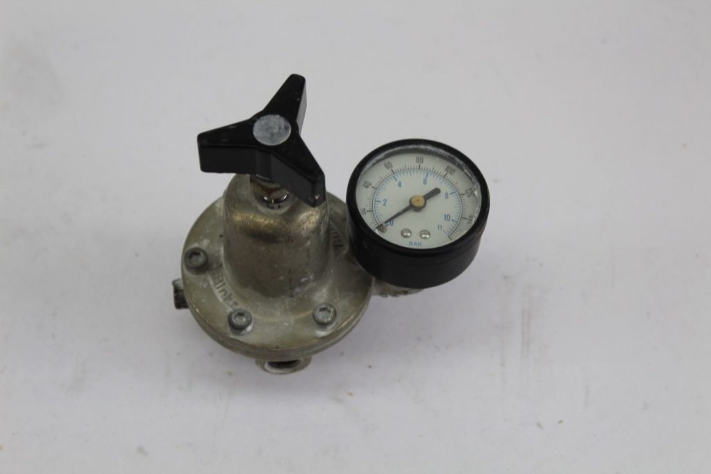 Binks 85-200 Pressure Regulator ** (F218)