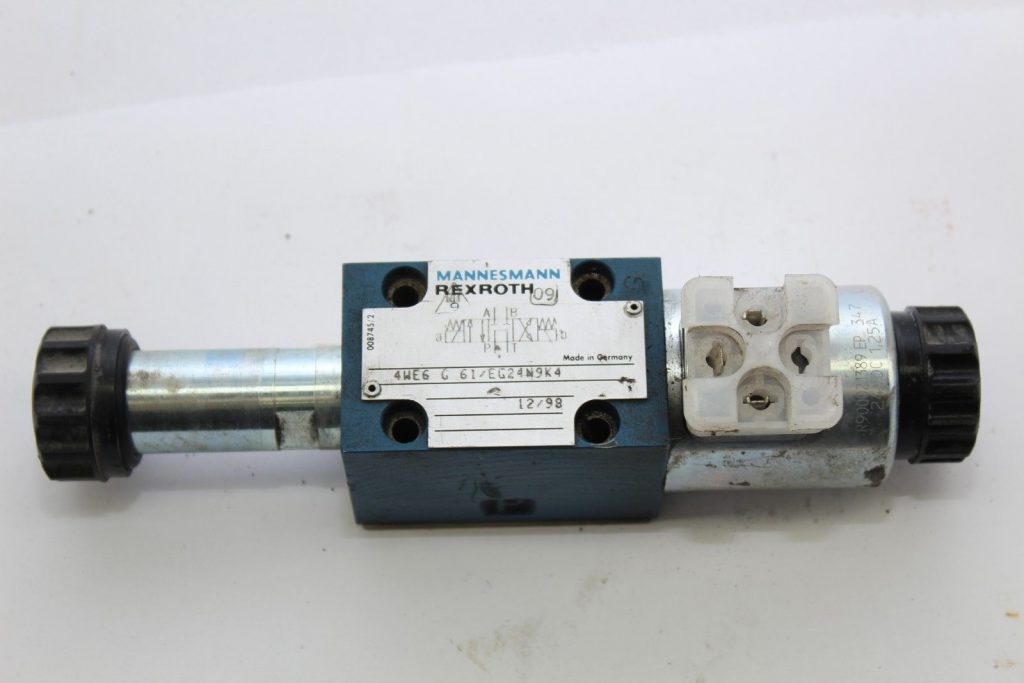 MANNESMANN REXROTH 4WE6 G 61/EG24N9K4 HYDRAULIC VALVE (J51)