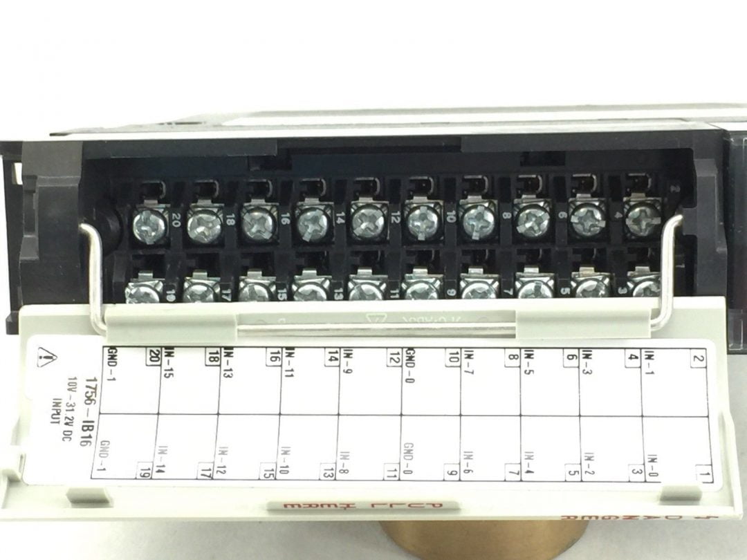 ALLEN BRADLEY 1756-IB16/A CONTROL LOGIX DC INPUT MODULE SERIES A (H279)