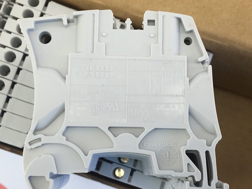 ABB 1SNK505010R0000 DIN RAIL TERMINAL BLOCKS K505010 ZS4 50-PK (F96)