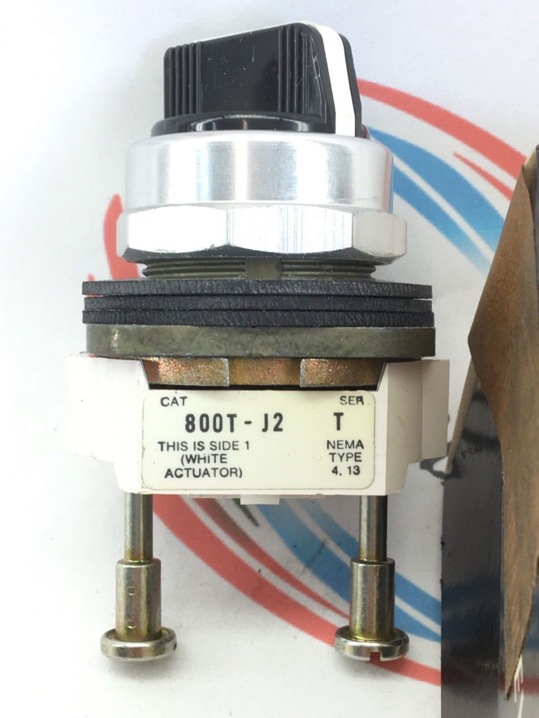 ALLEN BRADLEY 800T-J2A SERIES T SELECTOR SWITCH, 3-POS MAINTAINED