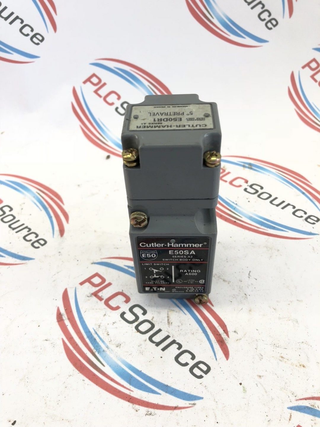 EATON CUTLER HAMMER E50SA BODY & E50RA RECEPTACLE E50DR1 HEAD LIMIT SWITCH