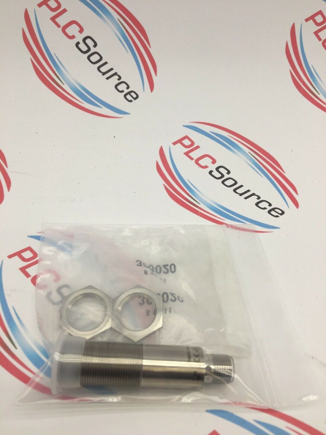 IFM OGP500 RETRO-REFLECTIVE PHOTOELECTRIC PROXIMITY SENSOR