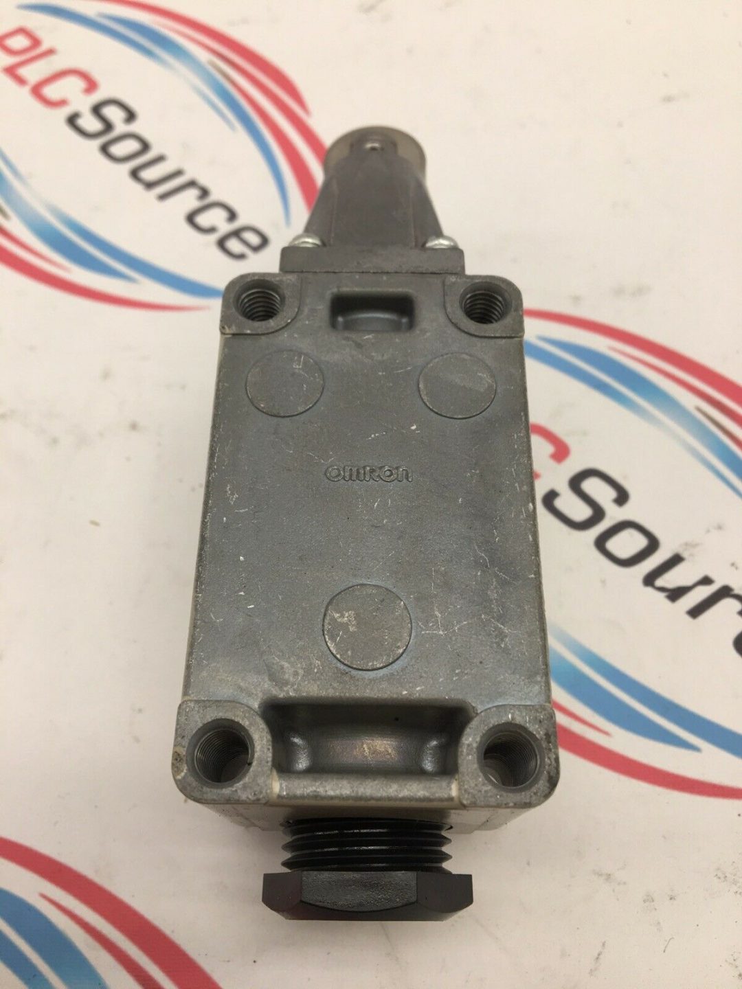 OMRON WLD2 INDUSTRIAL LIMIT SWITCH, ROLLER ACTUATOR