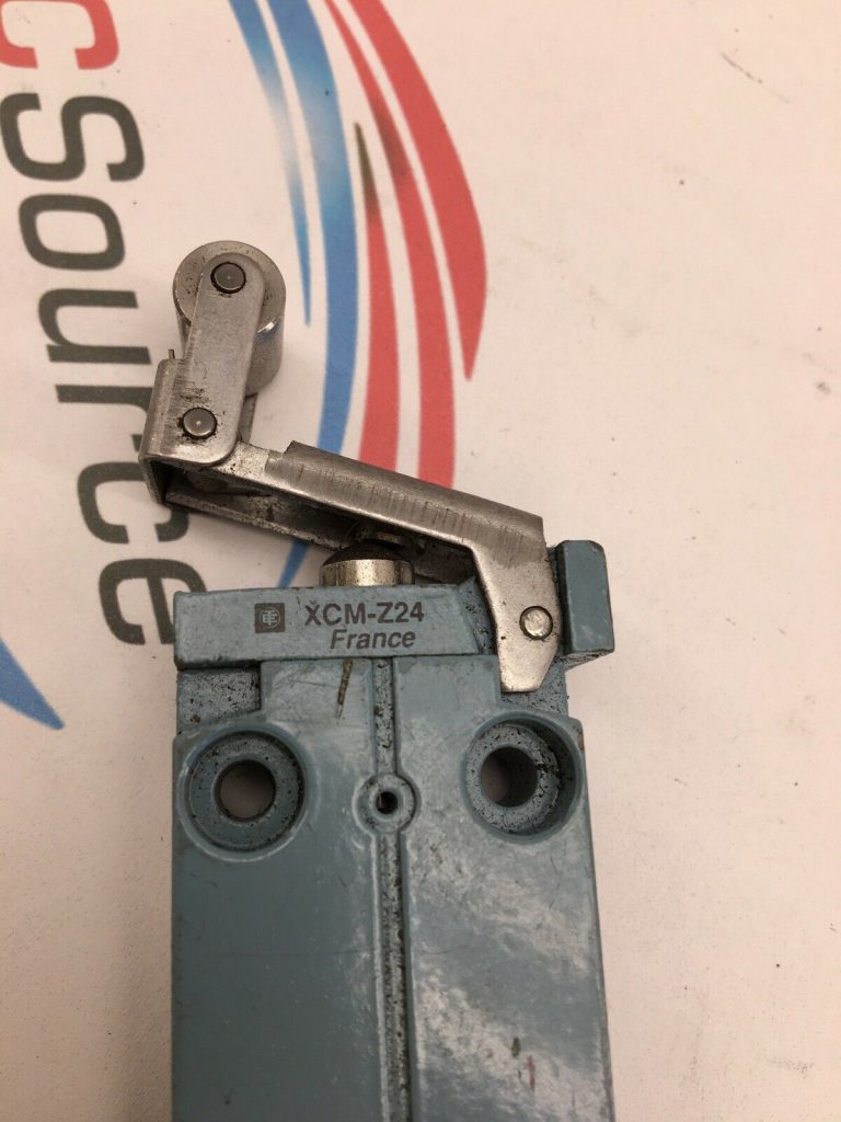 TELEMECANIQUE XCM A1102